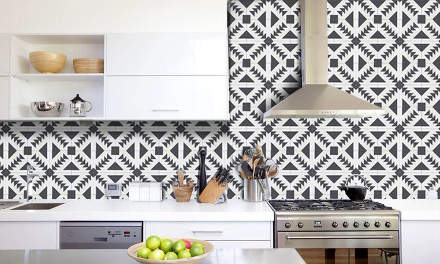 Tile Backsplash: A Stellar Accent in Your Kitchen