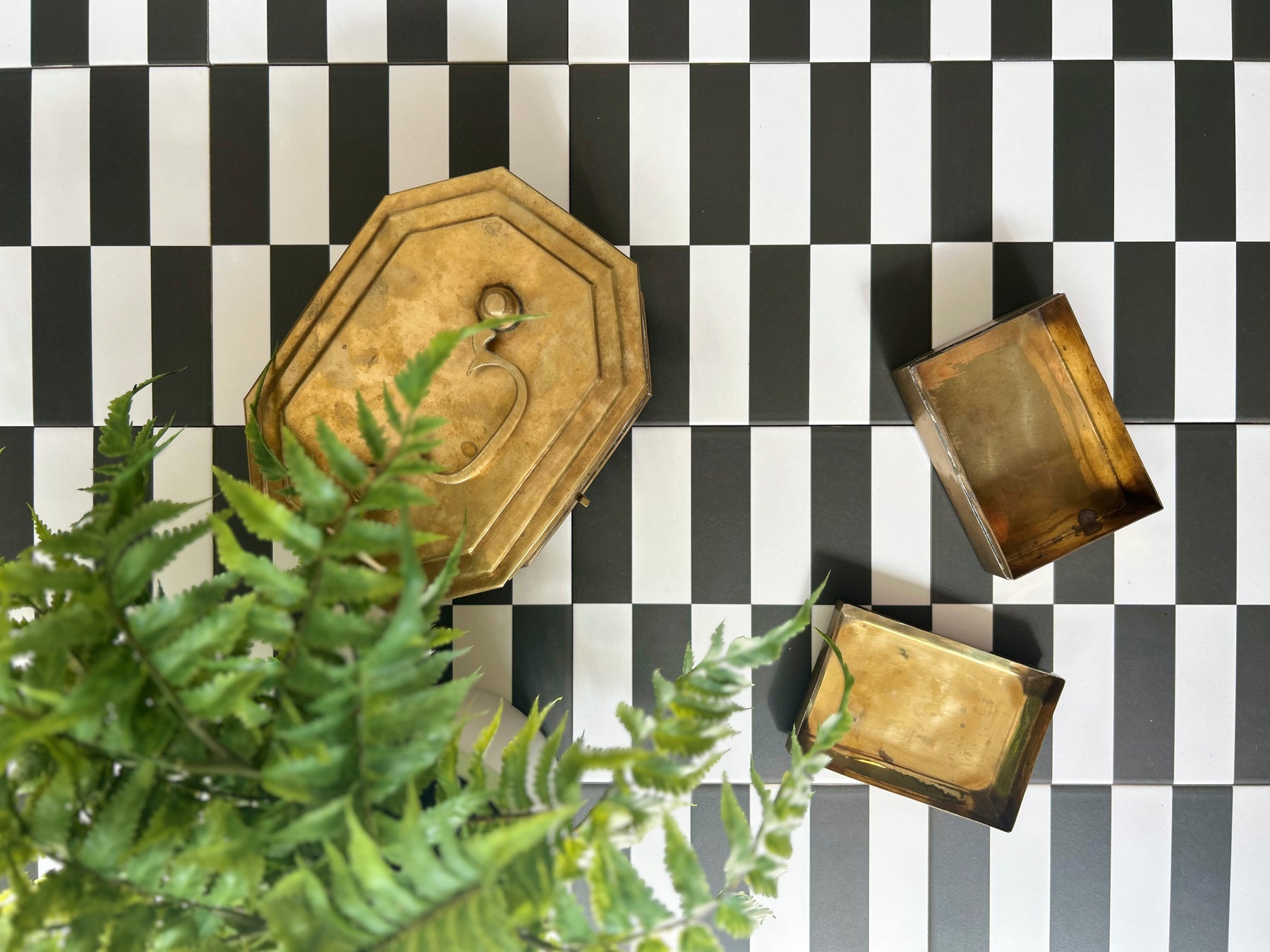 Long Checkerboard Black & White Ceramic Tile